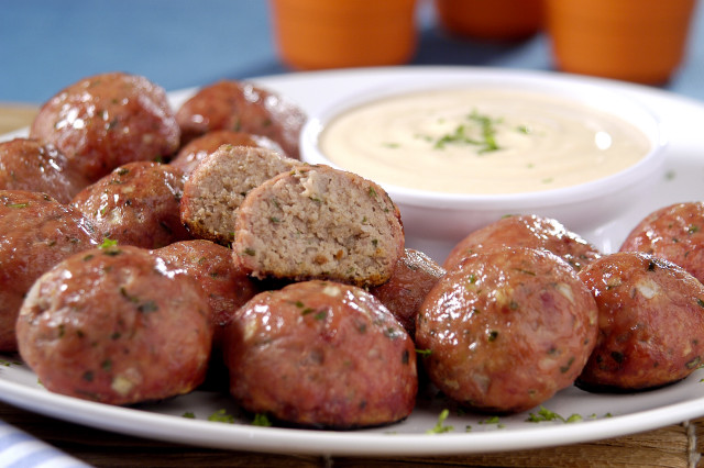 VOCÊ JÁ FEZ FRIKADELLER? - Cinthya Maggi